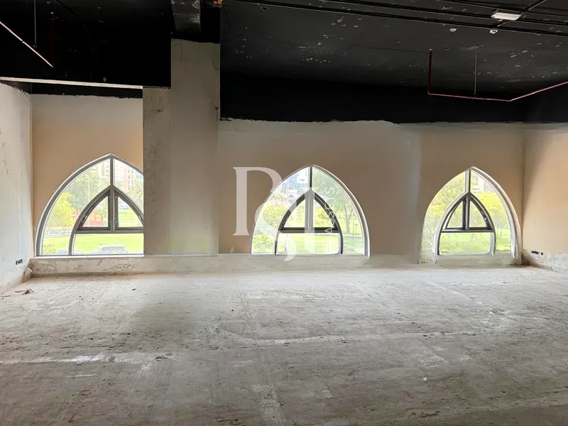 Office: Semi Fitted | Prime Location | Upto 4 Payments | dubizzle Abu Dhabi