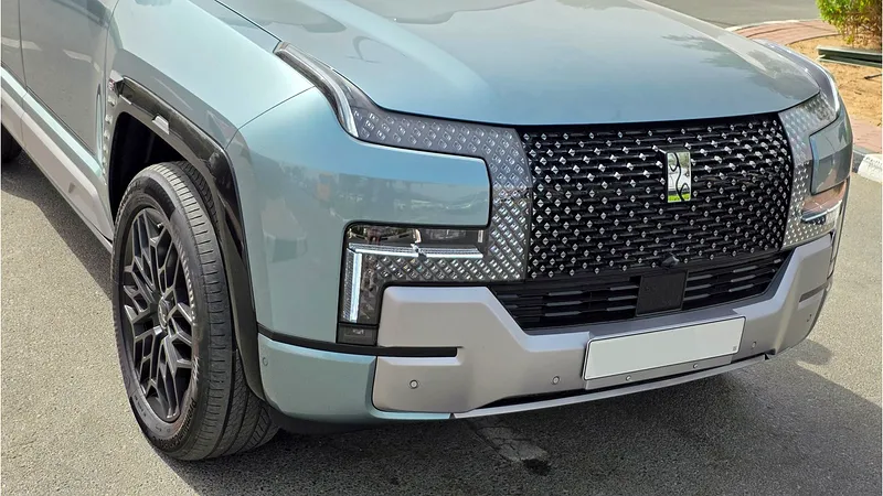 2024 BYD YANGWANG U8 | 4,957 KM ONLY | FULL OPTION | dubizzle Dubai