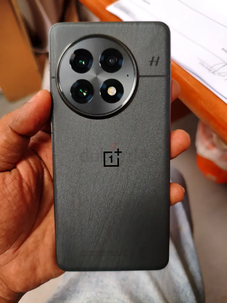 OnePlus 13 fixed price | dubizzle