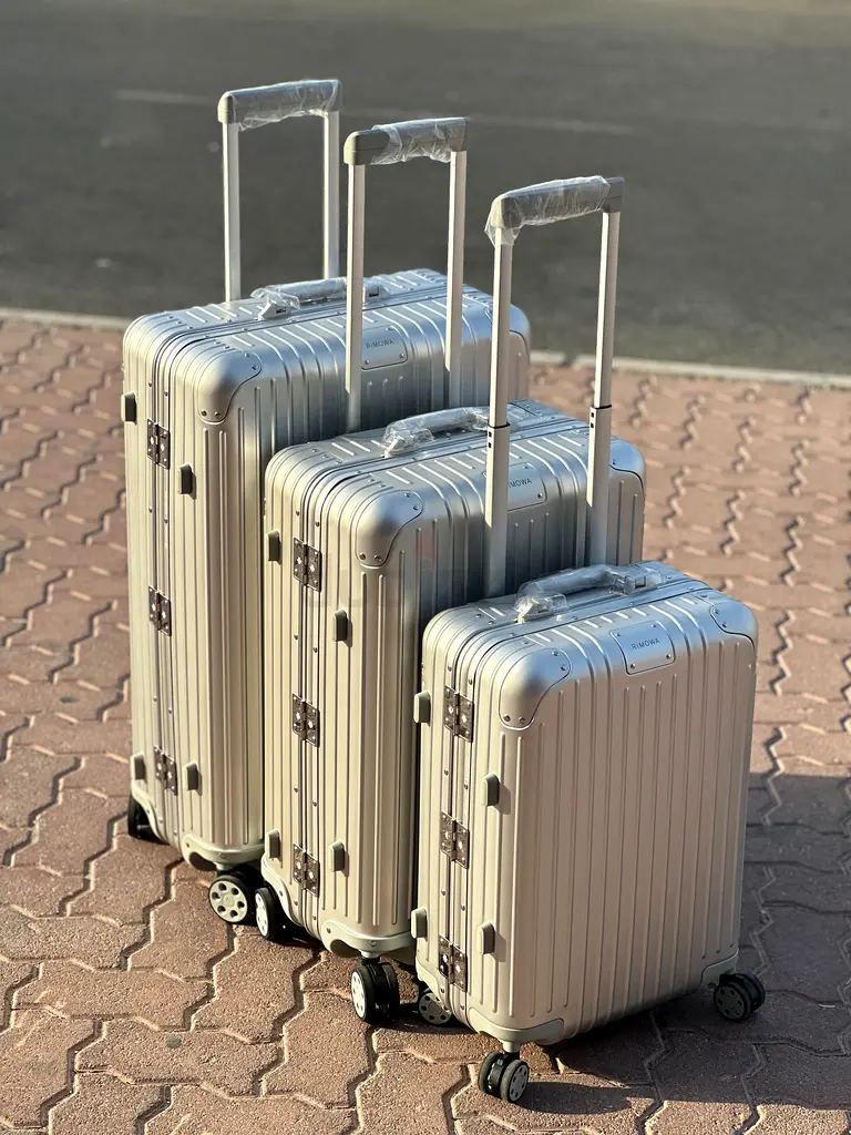 Rimowa full Aluminium body set | dubizzle Dubai
