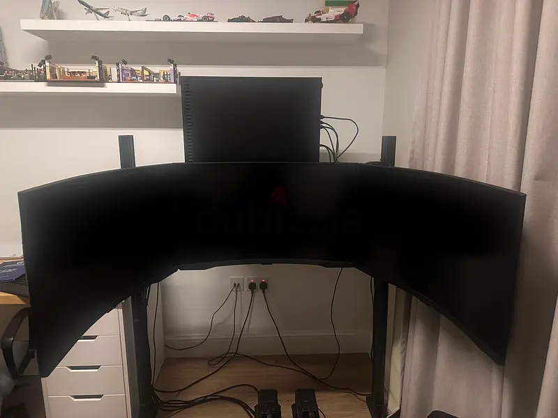 Triple Screen Setup for Gaming (Sim Racing/Flight Sim) | dubizzle UAE
