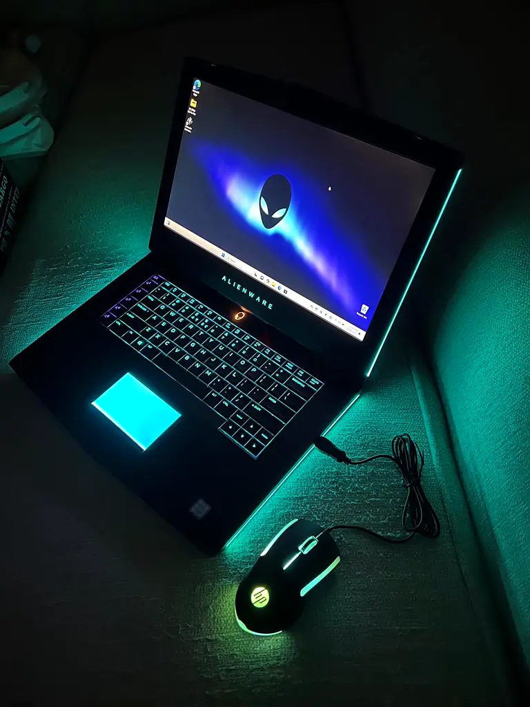 Dell Alienware Gaming Laptop Core i7 6th gen Workstation Autocad ...