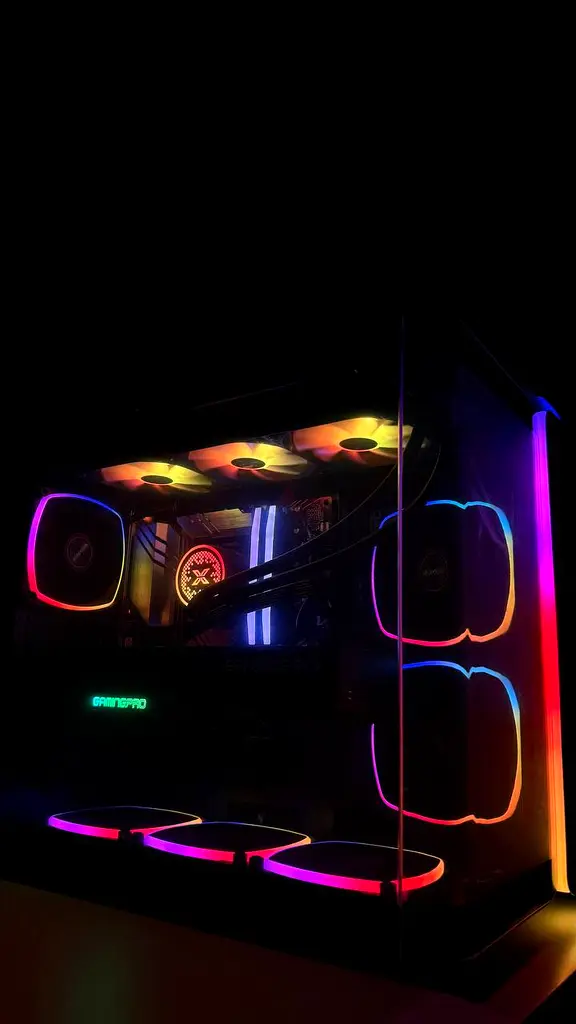High-Performance 5070 Gaming PC with RGB Lighting | dubizzle Abu Dhabi