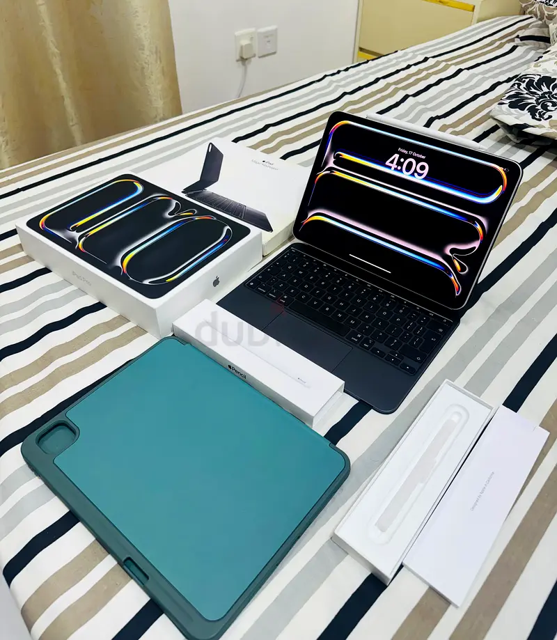 iPad Pro M4 11” 256GB Bundle – Magic Keyboard, Apple Stylus Case ...