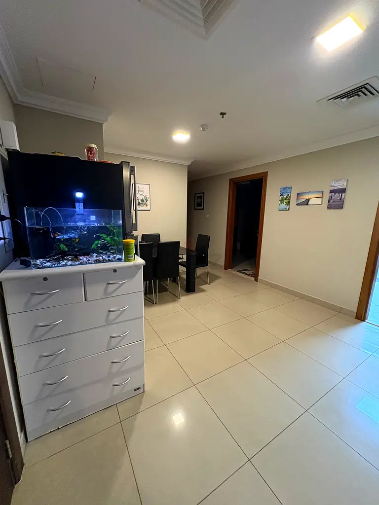 Apartment: Bed space for executive ladies | dubizzle Sharjah