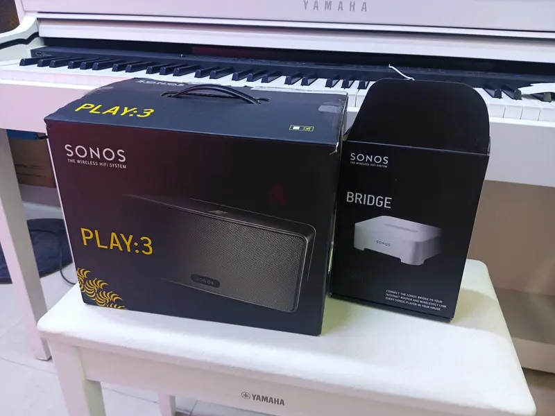 Sonos Play:3 is a mid-sized wireless speaker that streams music, while ...