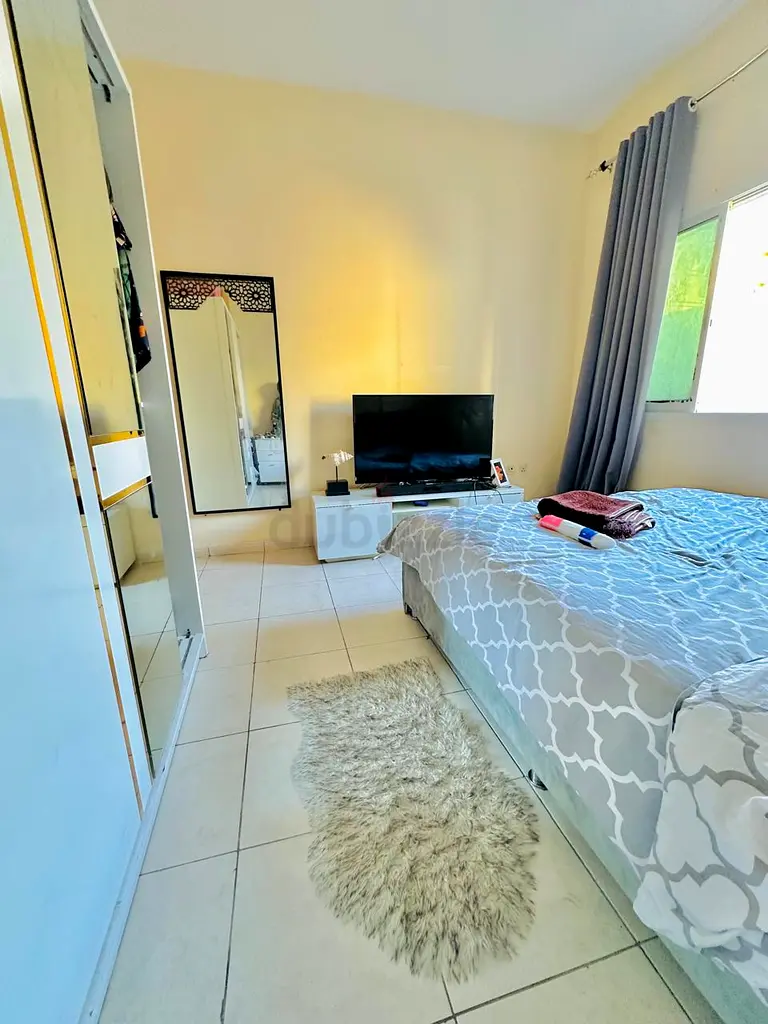 Apartment: Room | dubizzle UAE