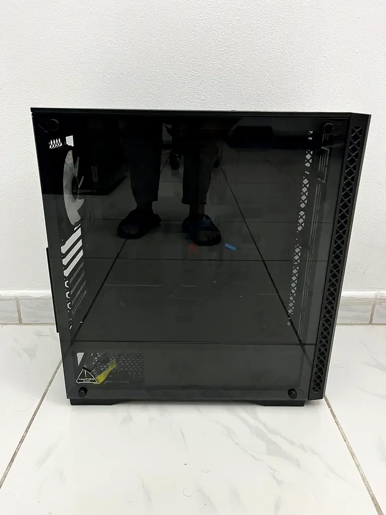 PC Gaming Case - Tempered Glass 3 Fans! DeepCool M-ATX | dubizzle Sharjah