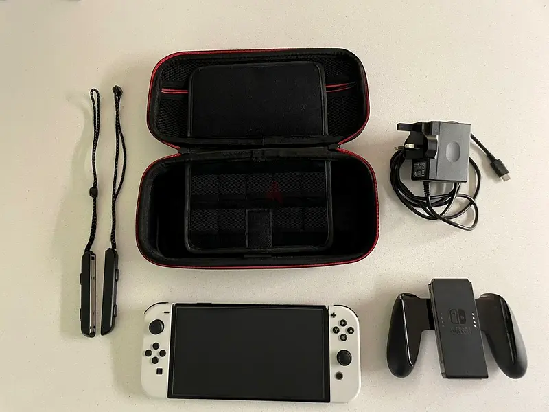 NINTENDO SWITCH OLED WITH BAG | dubizzle Dubai