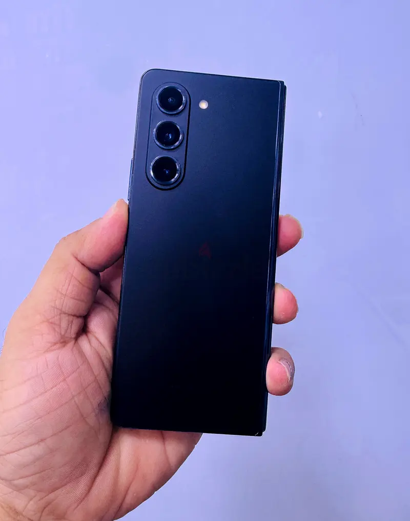 GALAXY FOLD 5 2Sim ( 12gb/1TB ) WTH BOX | dubizzle Dubai