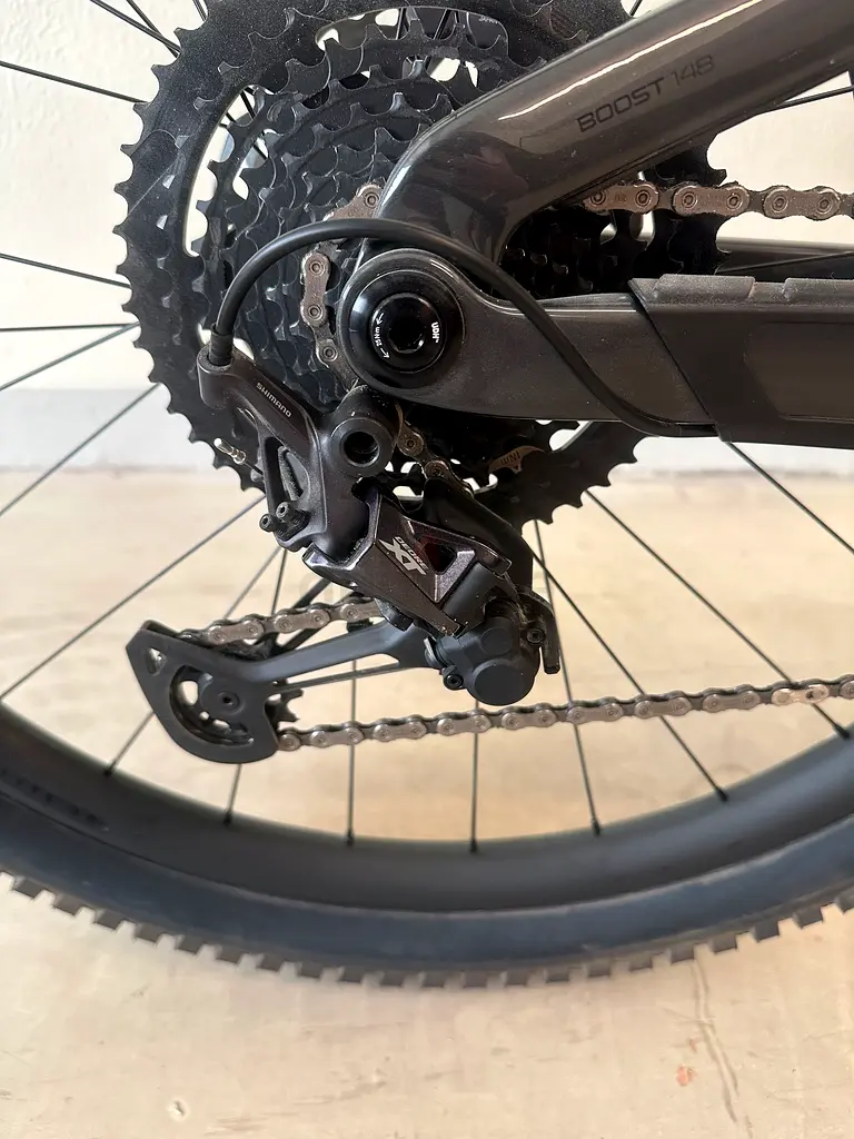 Trek Slash 9.8 XT 29″ / ML size | dubizzle Abu Dhabi