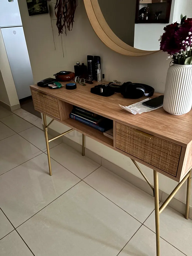 Rattan table | dubizzle Abu Dhabi