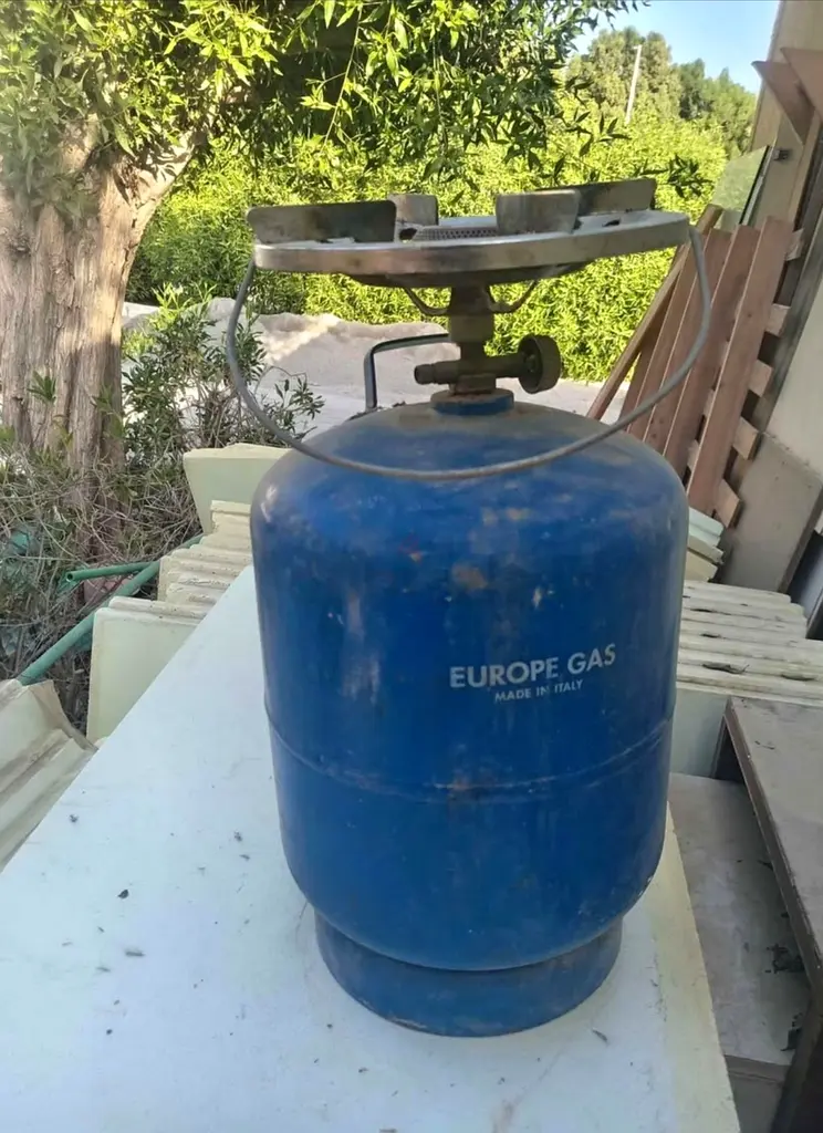 Portable Camping Gas Stove - Ideal for Outdoor Cooking | dubizzle Abu Dhabi