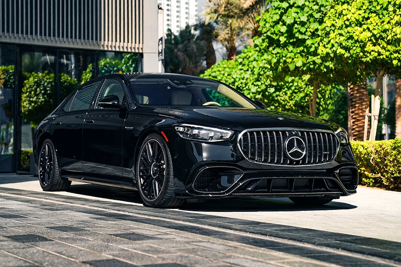 Zero KM Brand New S63 2 key Fully loaded original paint no accident ...