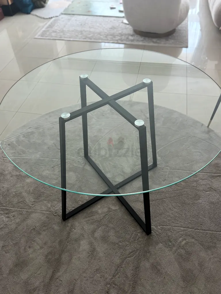 Glass table | dubizzle Dubai