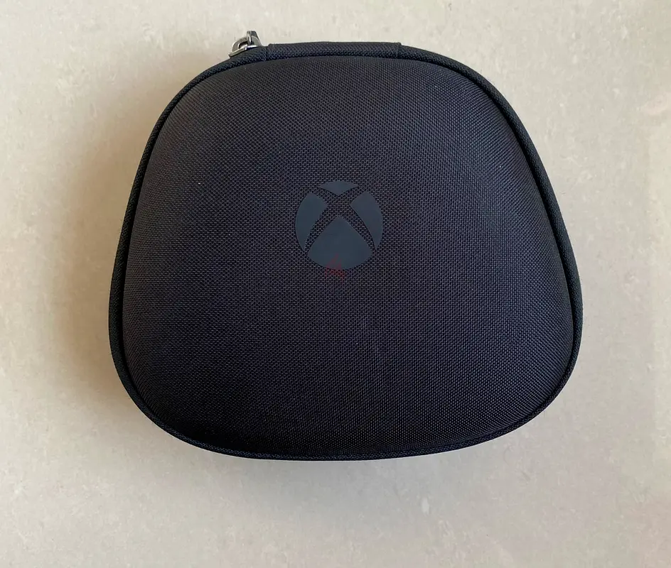 Xbox Elite Series 2 Controller With Bag | dubizzle Dubai
