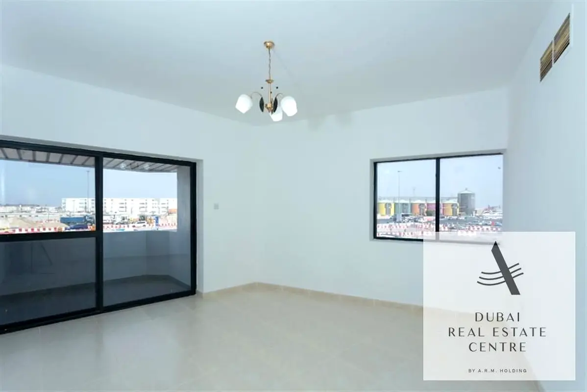 Apartment: Fully Refurbished Large 3BHK - Refaa Building - No comm ...