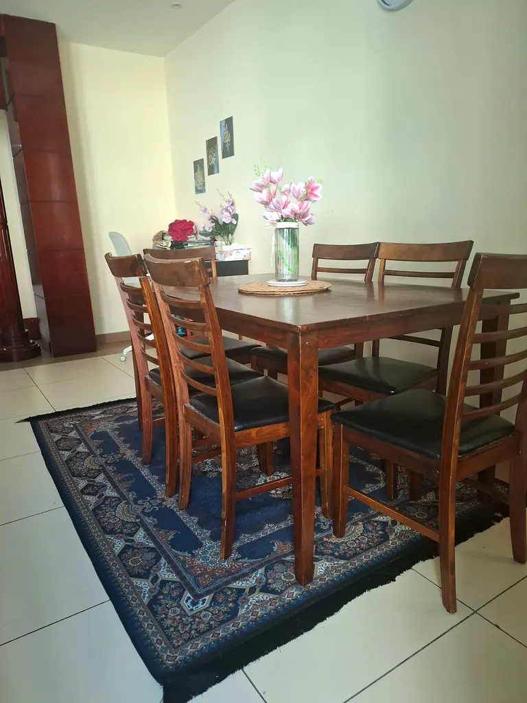 Stylish and Comfortable Dining Chair for Sale | dubizzle Sharjah
