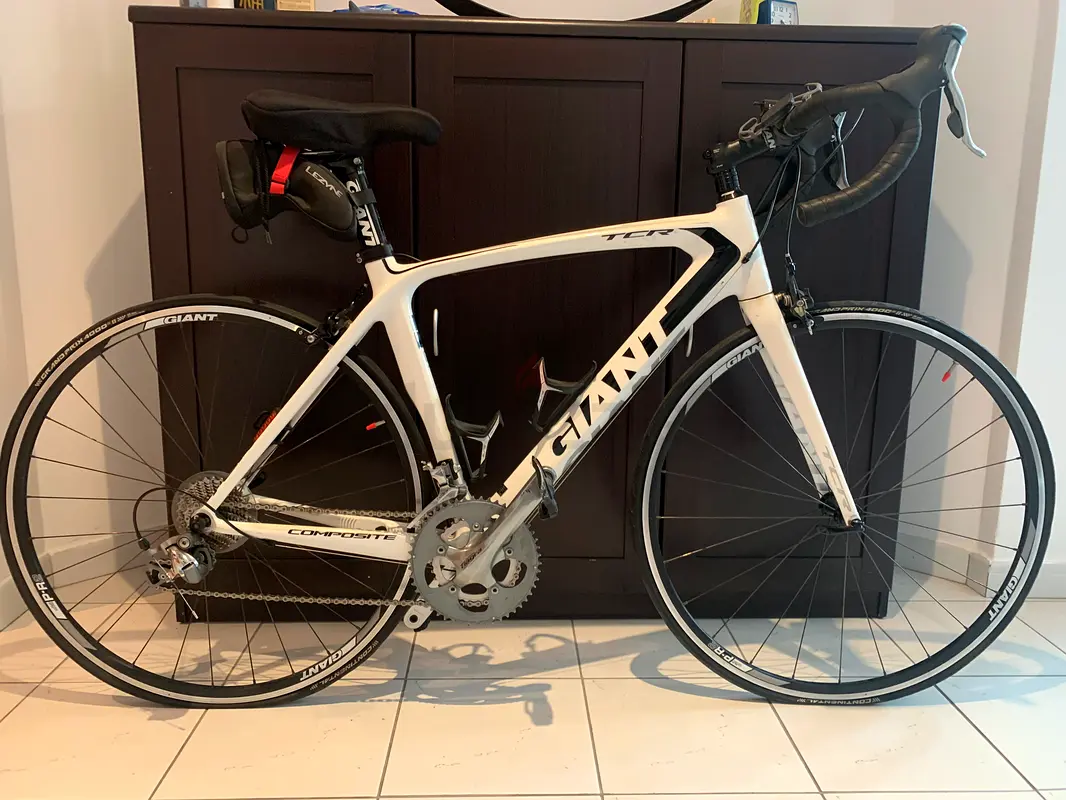 For Sale: Giant TCR Elite Racing Bike in Great Condition | dubizzle Dubai