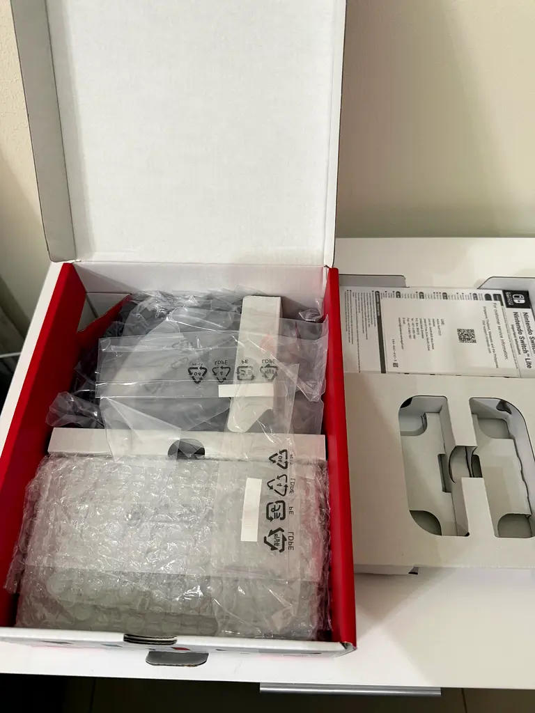 Nintendo switch 2 oled with box | dubizzle Dubai