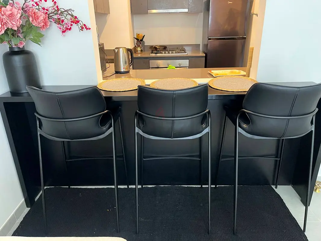 Modern Bar Stools for Sale | dubizzle Sharjah