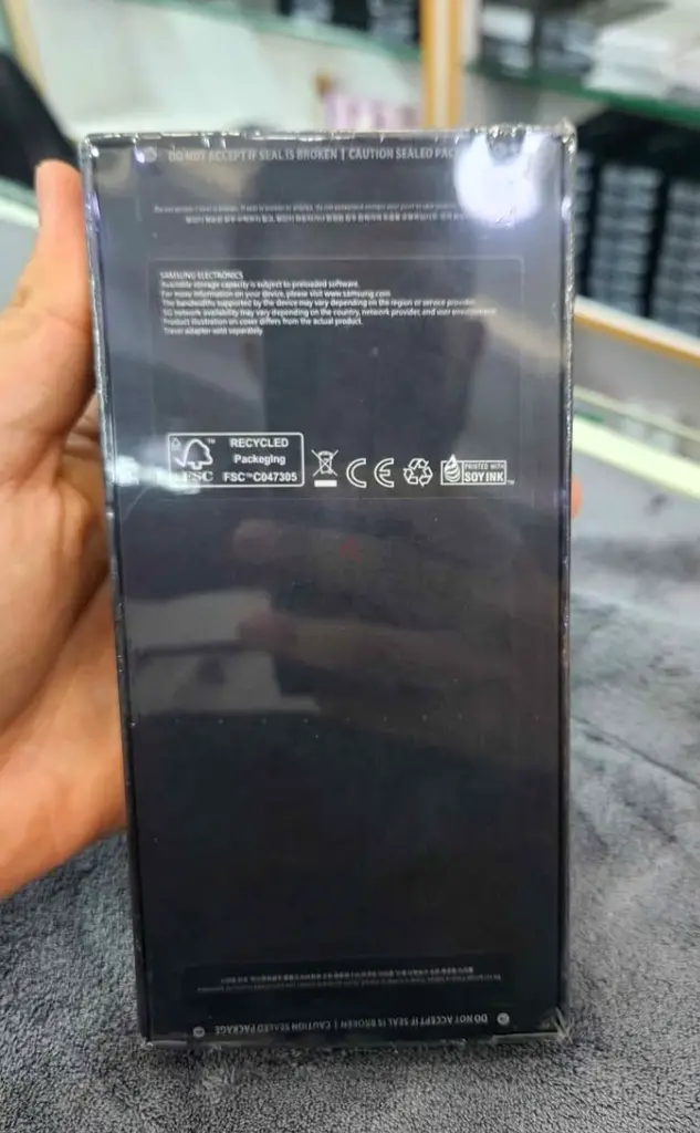 Samsung Galaxy Z Flip 6 256GB | dubizzle Dubai