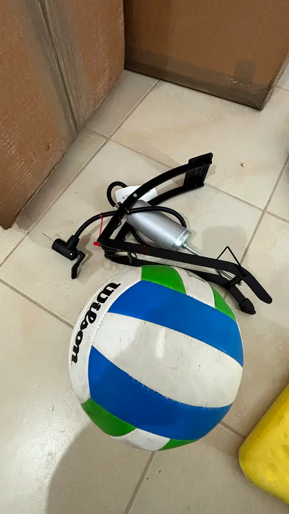 Wilson Volleyball and Ball Pump Set | dubizzle Abu Dhabi