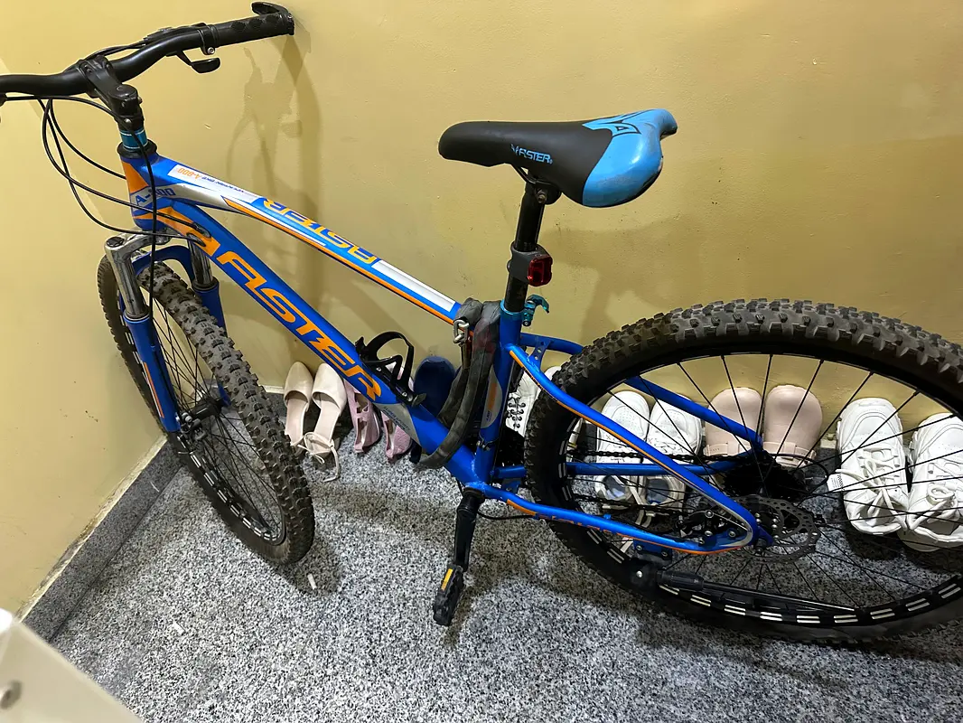 Sturdy Mountain Bike - Thrilling Adventure- 29 er Aluminum frame lightweight with affordable ...