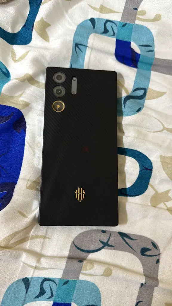 Red magic 10 Golden Saga Limited Edition | dubizzle Abu Dhabi