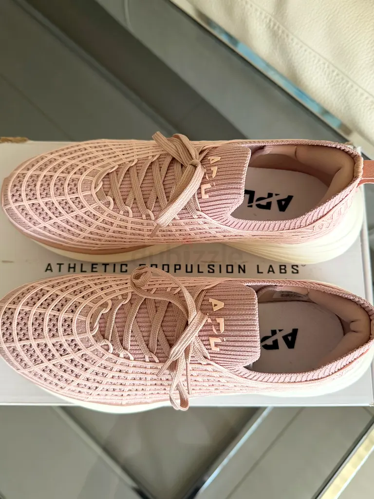 APL women’s sneakers size 39 | dubizzle Abu Dhabi