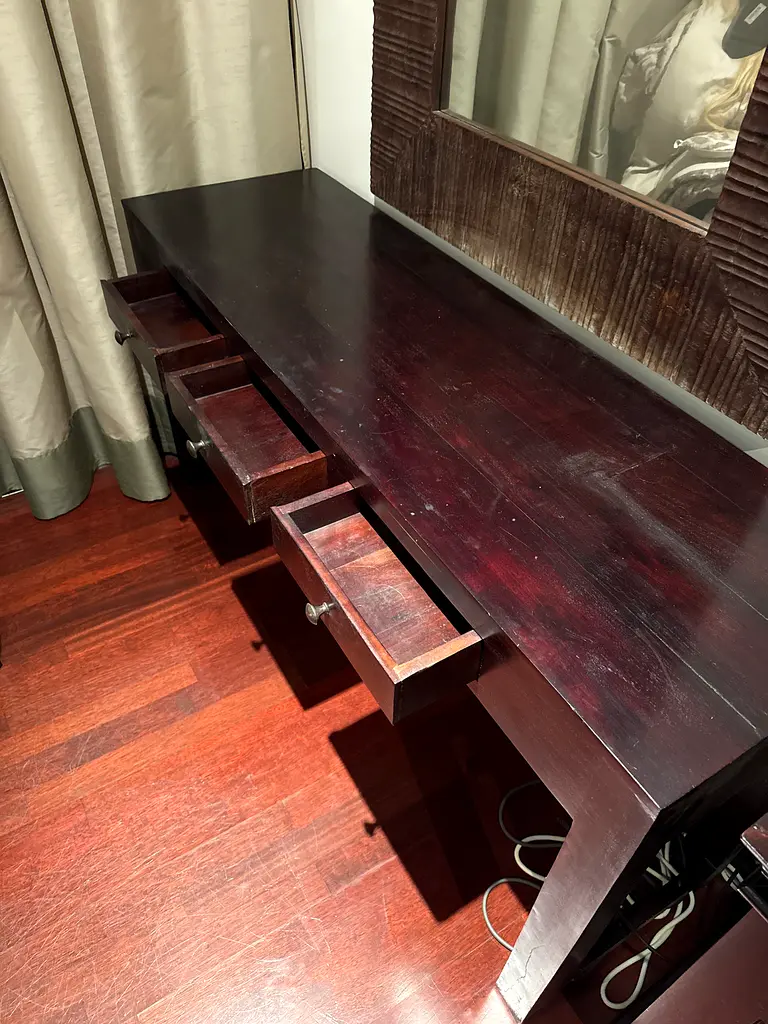 Elegant Wooden makeup table with Mirror | dubizzle Dubai