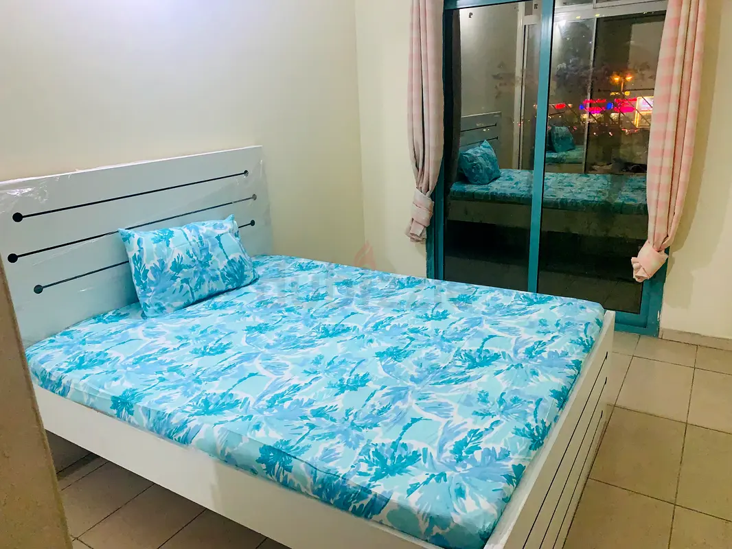 Apartment: Private room with balcony | dubizzle Dubai