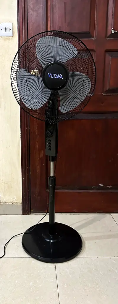 Clean and Functional Vltava Stand Fan for Sale | dubizzle Sharjah