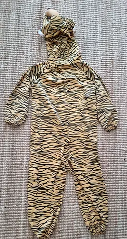 Classifieds: Tiger costume | dubizzle Abu Dhabi