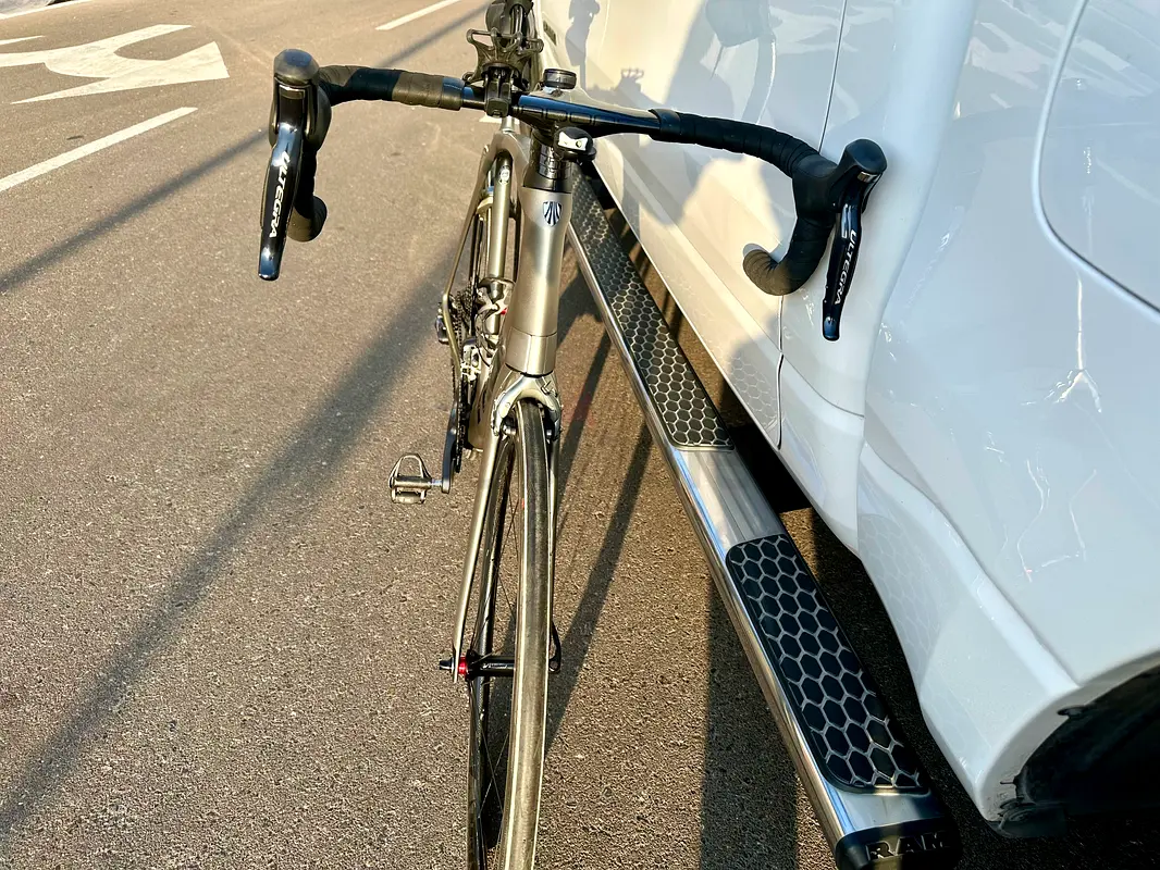 Original Trek Madone 9.5 Ultegra Di2 - Bike - Full Carbon. Carbon Wheels. Integrated Cables ...