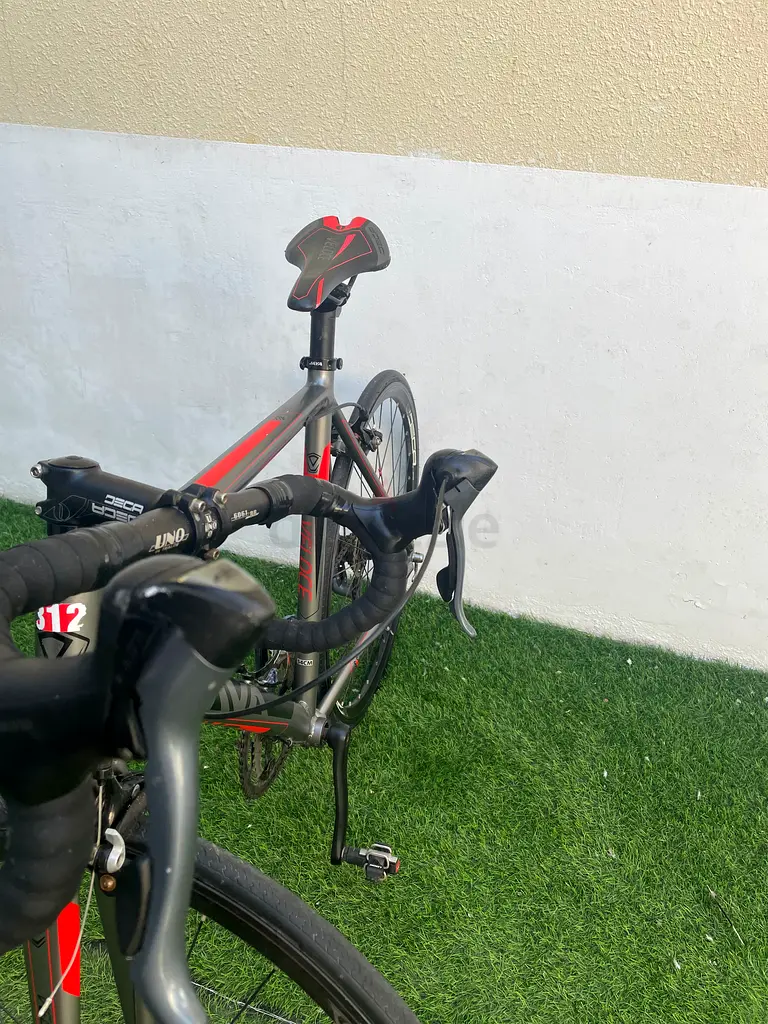 High-Performance Road Bike for Sale | dubizzle Abu Dhabi