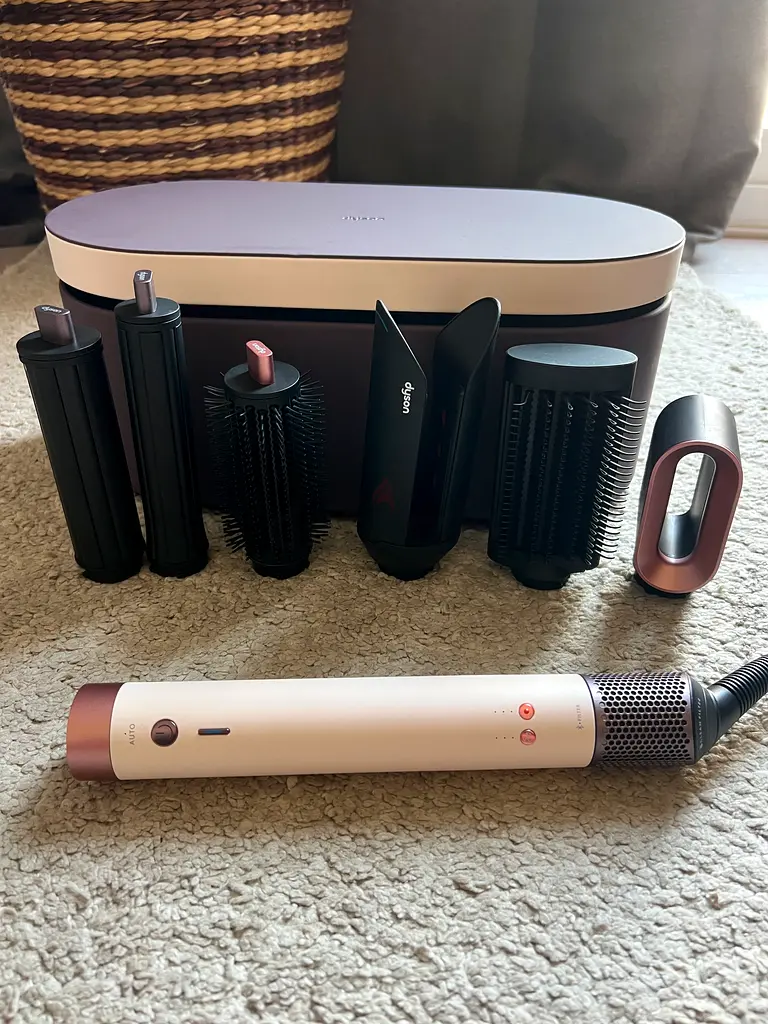 Dyson airwrap coanda 2x pink | dubizzle Dubai