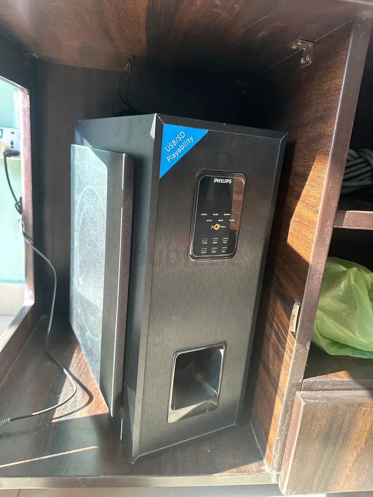 Philips Entertainment System with Surround Sound Speakers(5.1 ...