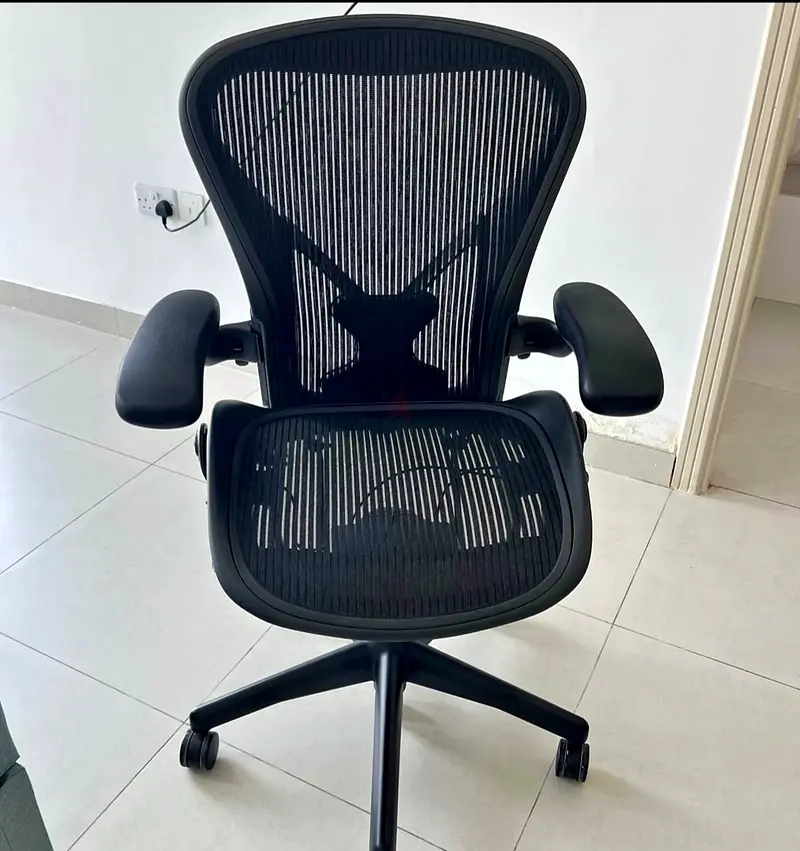 Herman Miller Aeron Chair Size B And C Fully Loaded Posture Fitt | dubizzle Dubai