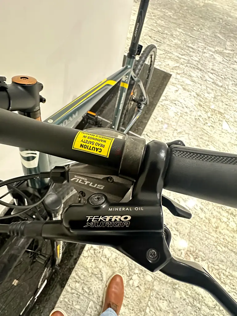 Giant Hybrid Bike- 9 Speed | dubizzle Dubai