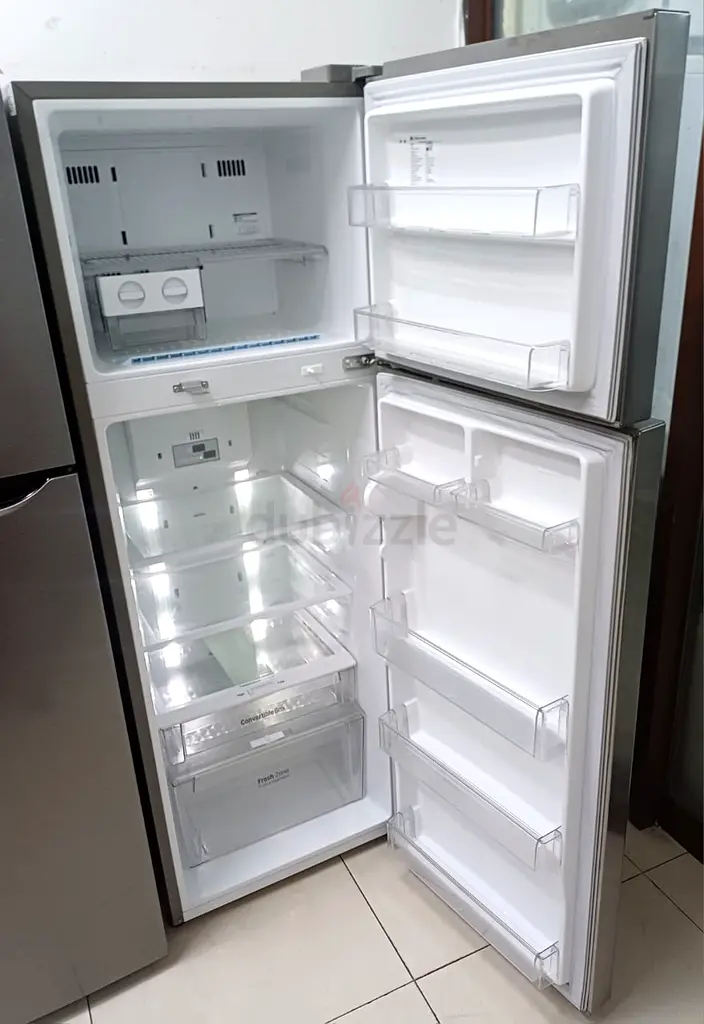 lg brand 2 door fridge freezer 380 liters capcity | dubizzle Abu Dhabi