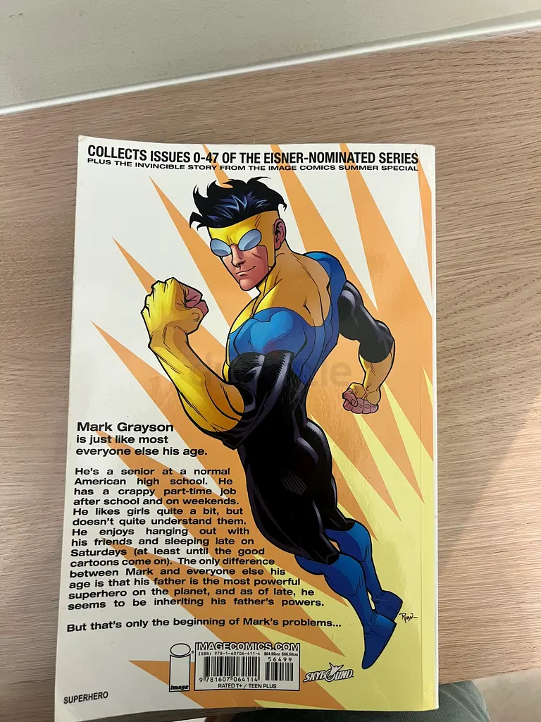 Invincible compendium one | دوبيزل دبي