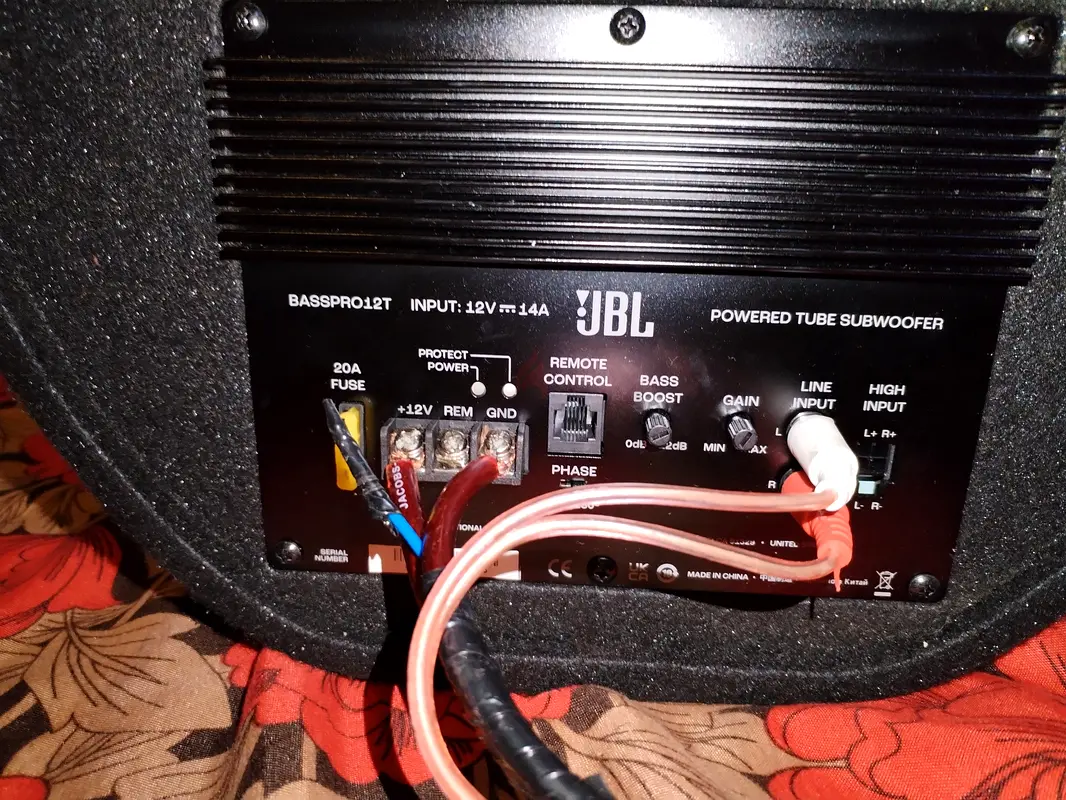 JBL Subwoofer BASSPRO12T POWERED TUBE | dubizzle Dubai