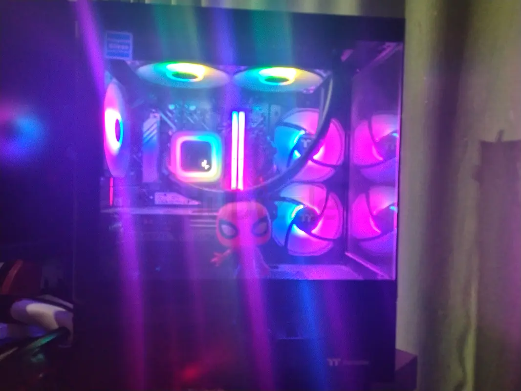 CHEAP 240 HZ MONITOR AND GAMING PC | RTX 5060 + INTEL CORE I5-14400F ...