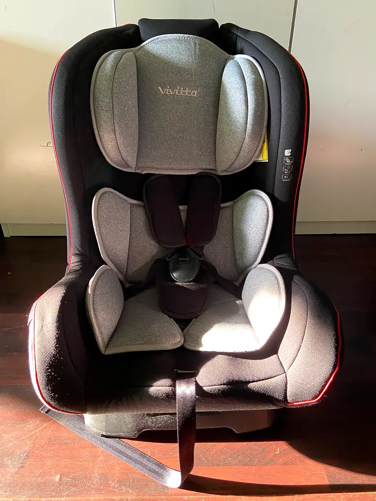 Vivitta VIL Baby Car Seat/ 0-36 months/ in Great Condition | dubizzle Dubai