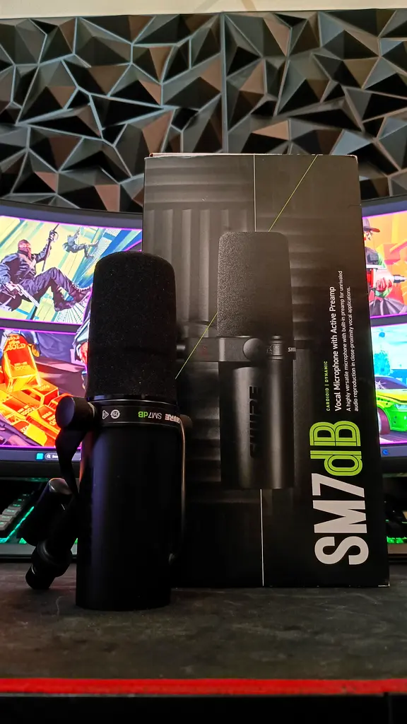 Shure sm7dB and 5 meters XLR premium cable NEW. | dubizzle Dubai