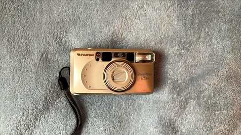 Classifieds: Fujifilm Zoom Date 115 SR FILM CAMERA | dubizzle Sharjah