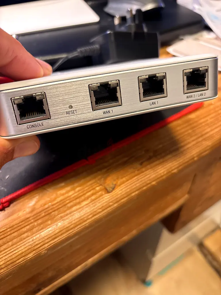 Unifi USG 3P router | dubizzle Dubai
