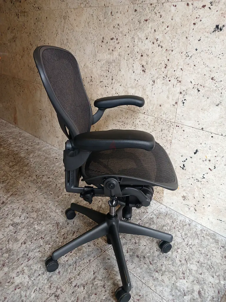 Herman Miller Aeron Chair Type B Fully Loaded for sale good quality ...