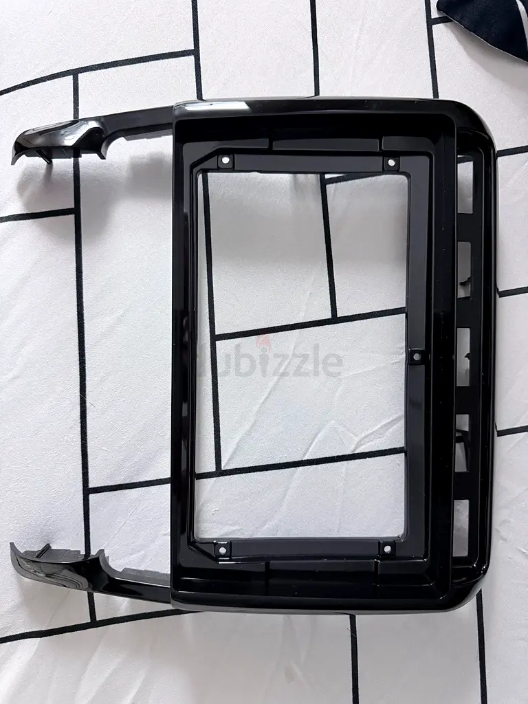 Porsche Cayenne screen frame | dubizzle Dubai